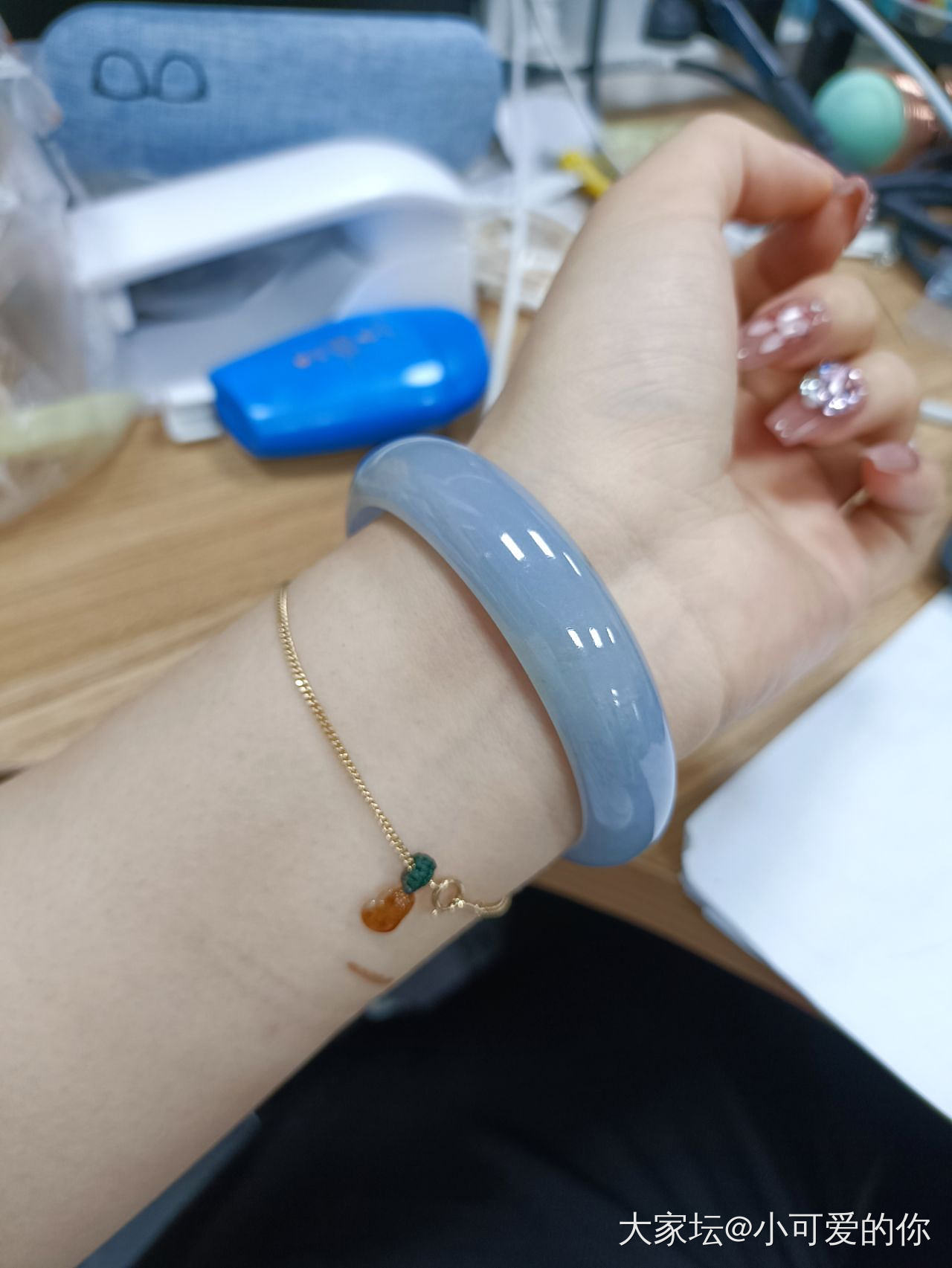 今日份左右手~我真的好喜欢花里胡哨美甲！翡翠金珠宝大家坛