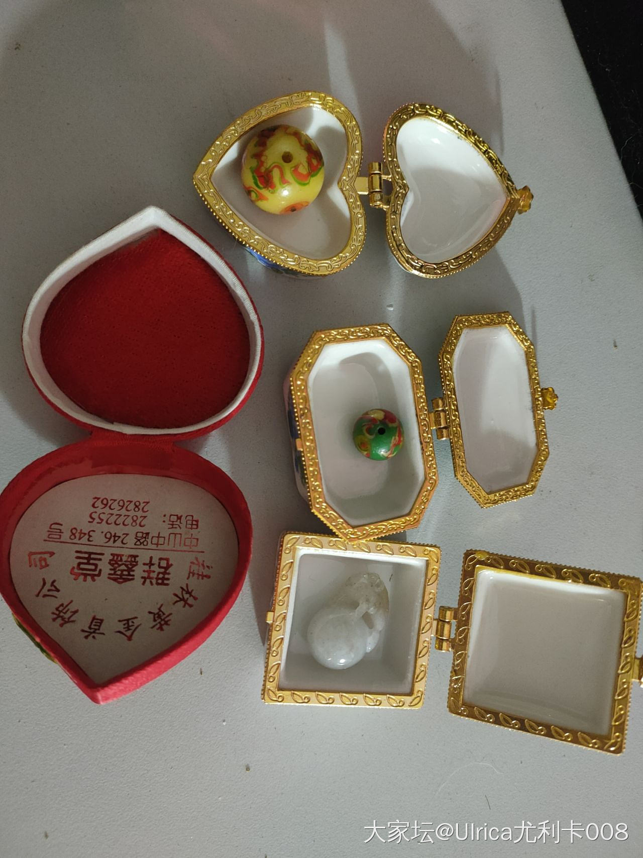今日发帖狂魔啊我给奶奶的琉璃珠换了盒子o虽然她那个红色盒子很复古！但是，闲聊珠宝大家坛