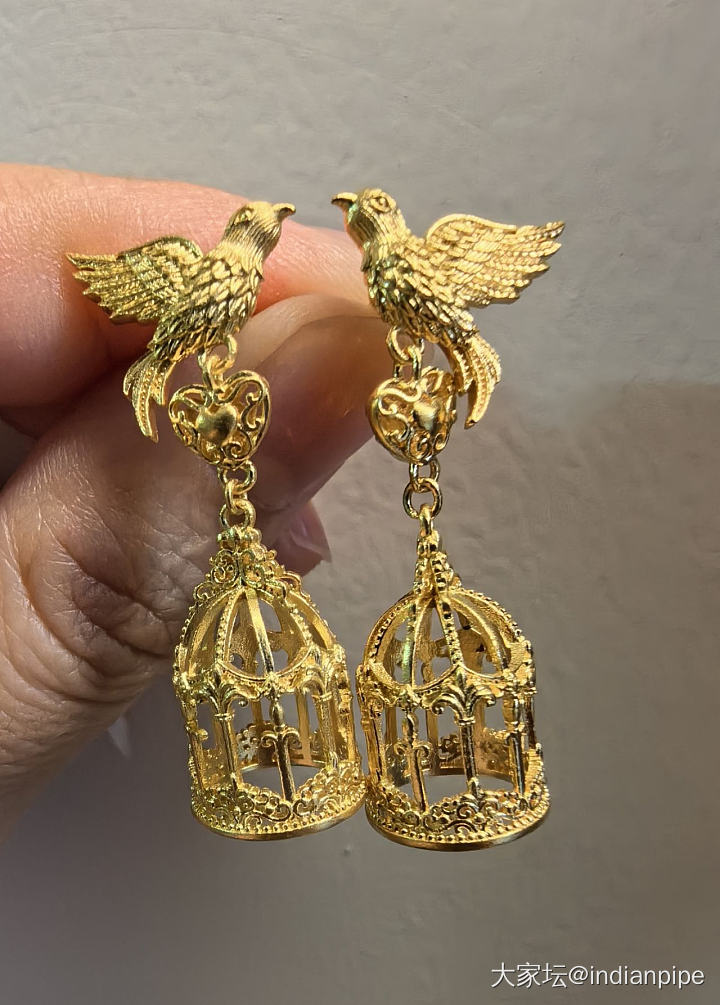 凑了一对同命鸟耳坠金珠宝大家坛